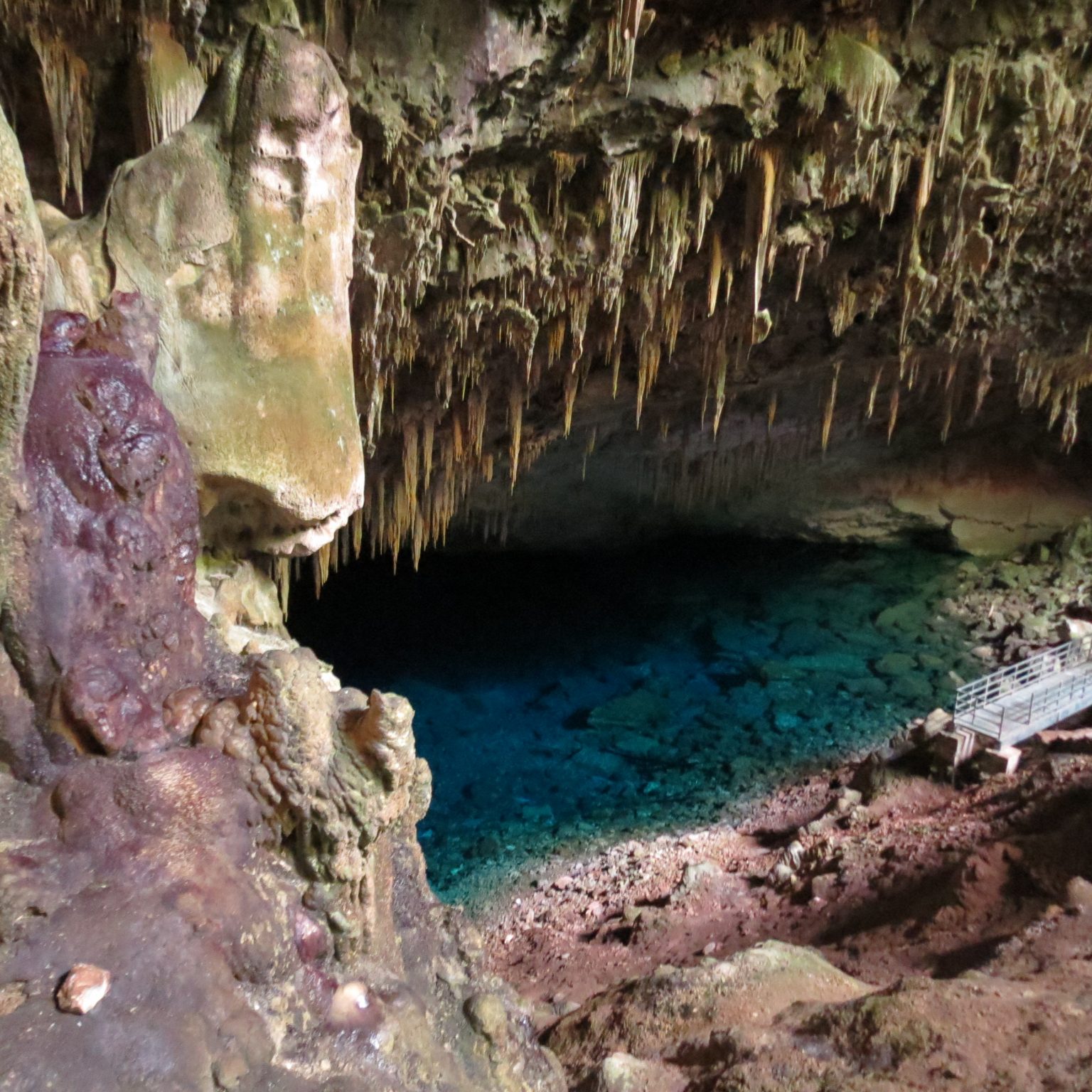 Gruta do Lago Azul - Passeios em Bonito - Do Brasil para o Mundo
